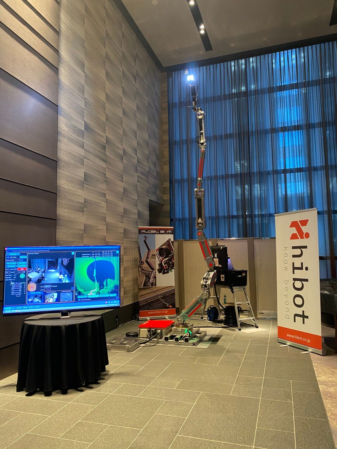 Float arm at Boeing’s celebration of its new R&D center | Hibot